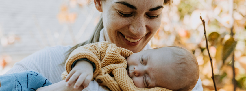 Reclaim Your Strength: Navigating Postpartum Body Changes for Active Moms